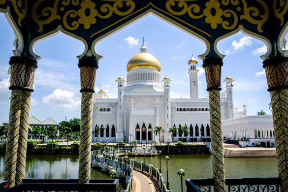 Brunei Travel Guide