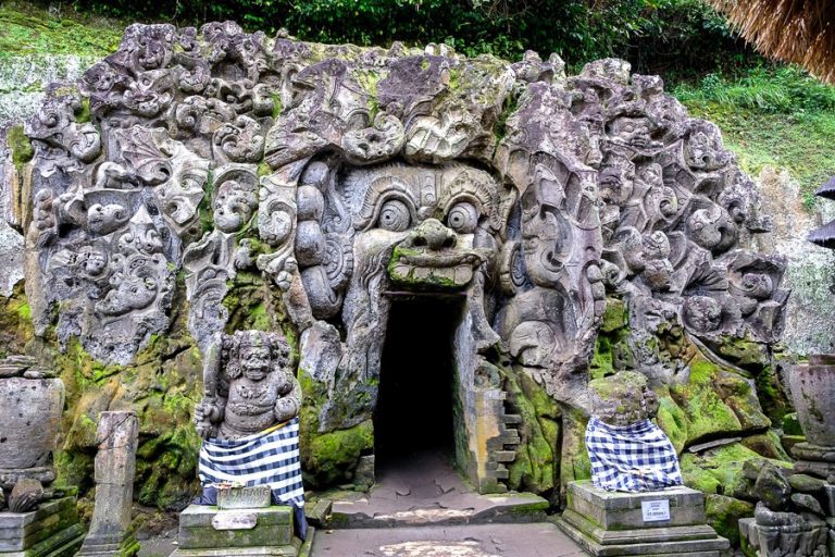 30 Best Bali Temples & Shrines To Visit (+Map)