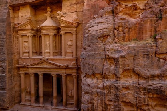 Petra Jordan Travel Guide: How To Visit The Lost City