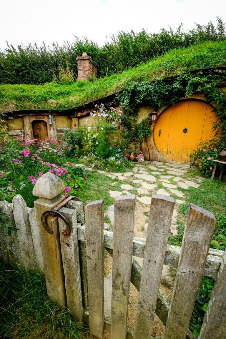 Hobbiton New Zealand: How To Visit The Shire Movie Set