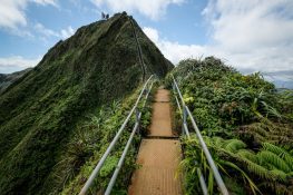 Stairway To Heaven Hawaii Hike: The Epic Haiku Stairs In Oahu