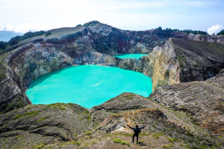 How To Visit The Kelimutu Lakes In Flores, Indonesia
