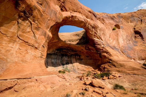 How To Do The Corona Arch Trail Hike In Moab, Utah