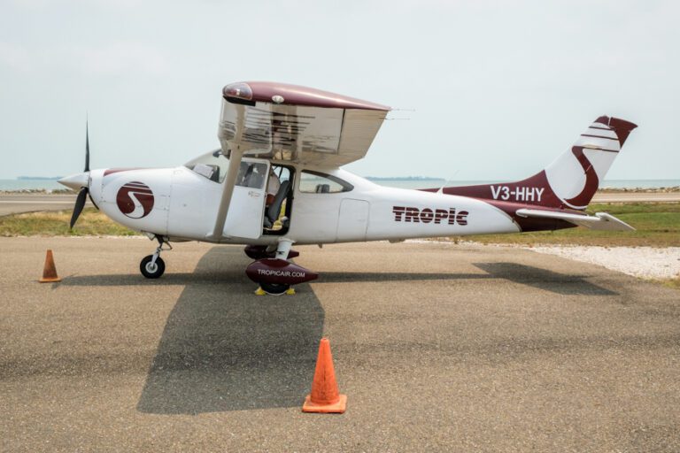 Flying Over The Great Blue Hole In Belize: How To Do It