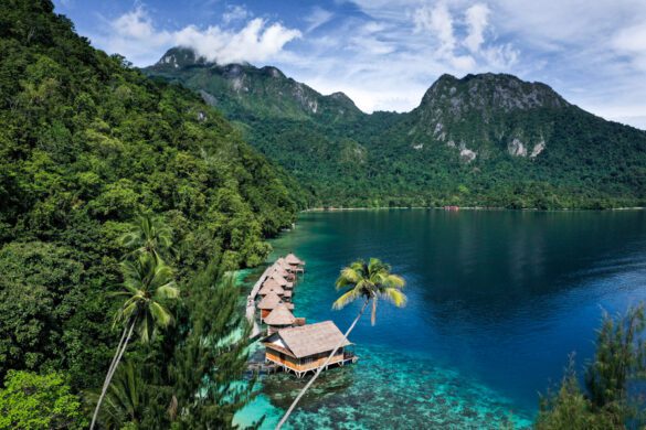 Seram Island & Ora Beach Travel Guide (Maluku, Indonesia)