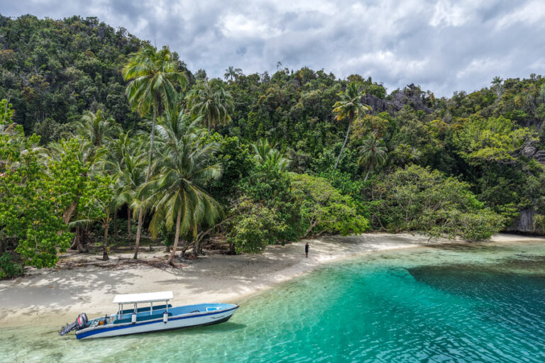 Misool Travel Guide For Raja Ampat, Indonesia - INSPERIA Travel Agency