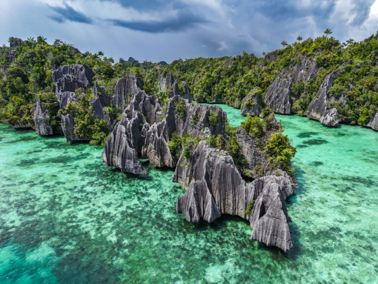 Misool Travel Guide For Raja Ampat, Indonesia - INSPERIA Travel Agency