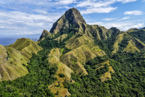 How To Visit Nuca Molas: Jurassic Park Island In Flores
