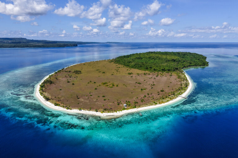 Buton Island Travel Guide For Sulawesi, Indonesia